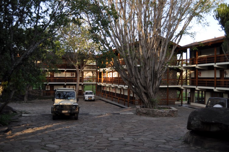 Lobo Wildlife Lodge | Safari Bike Africa